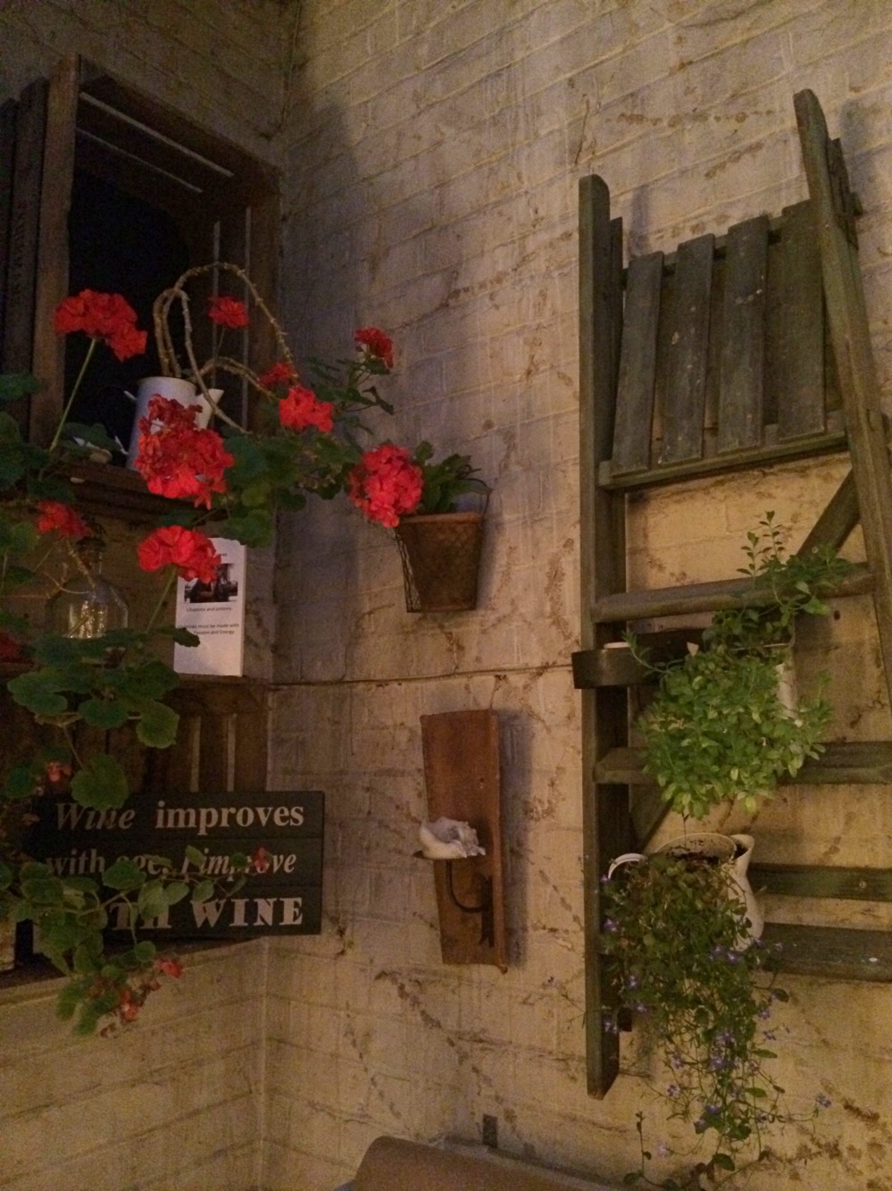 Métro Clapham, cutest hidden terrace in south London - Les petites ...